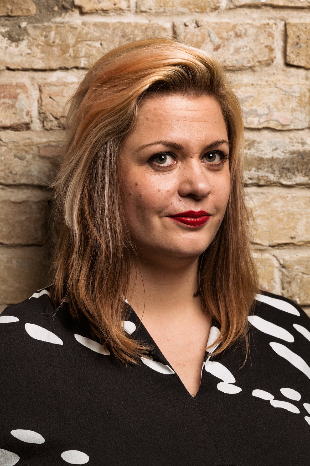 Lisa Lang: „ElectroCouture ist tragbares Licht“