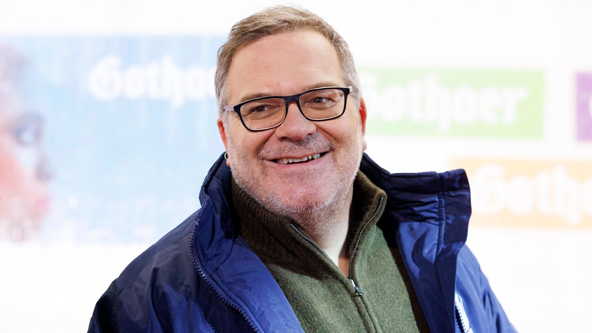 Elton: Wer ist die Ehefrau des Moderators?