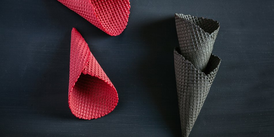 Goth Cones: Schwarze Eiswaffeln für Grufties!