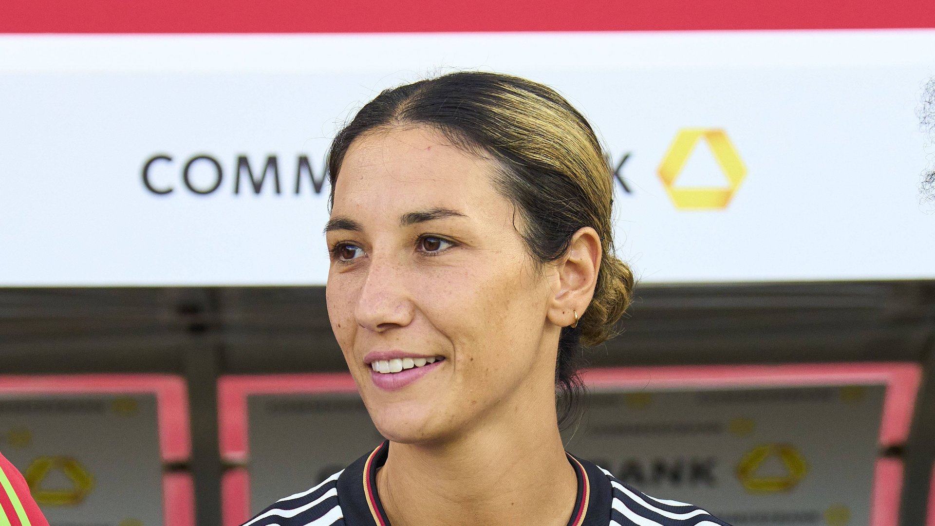 Sara Doorsoun: Sie ist die Freundin der Profi-Fußballerin