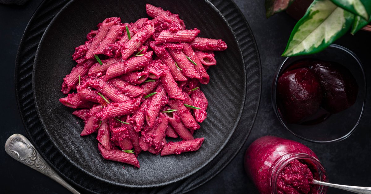 Pinke Pasta: Mit dieser simplen Zutat bekommst du Barbie Pasta Pinke Pasta: Mit dieser simplen Zutat bekommst du Barbie Pasta