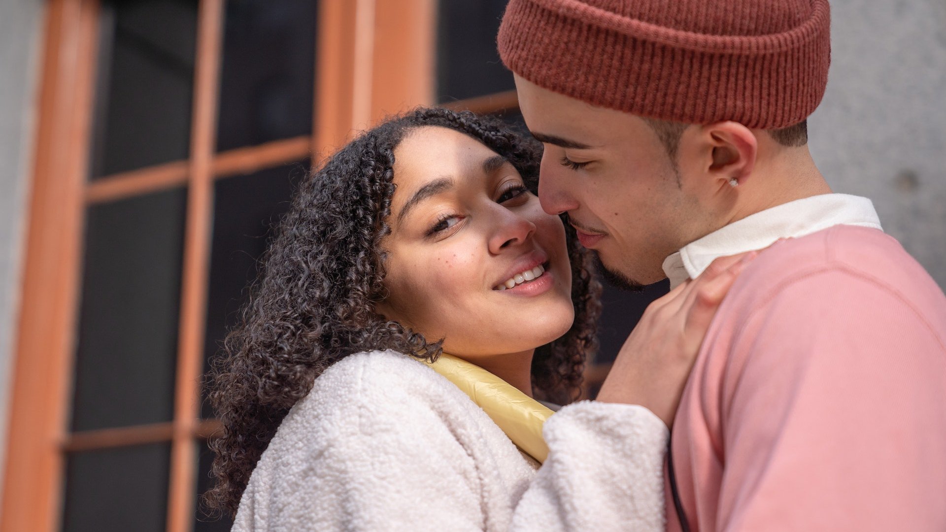 „Rizz“ Bedeutung: Dafür steht das Jugendwort