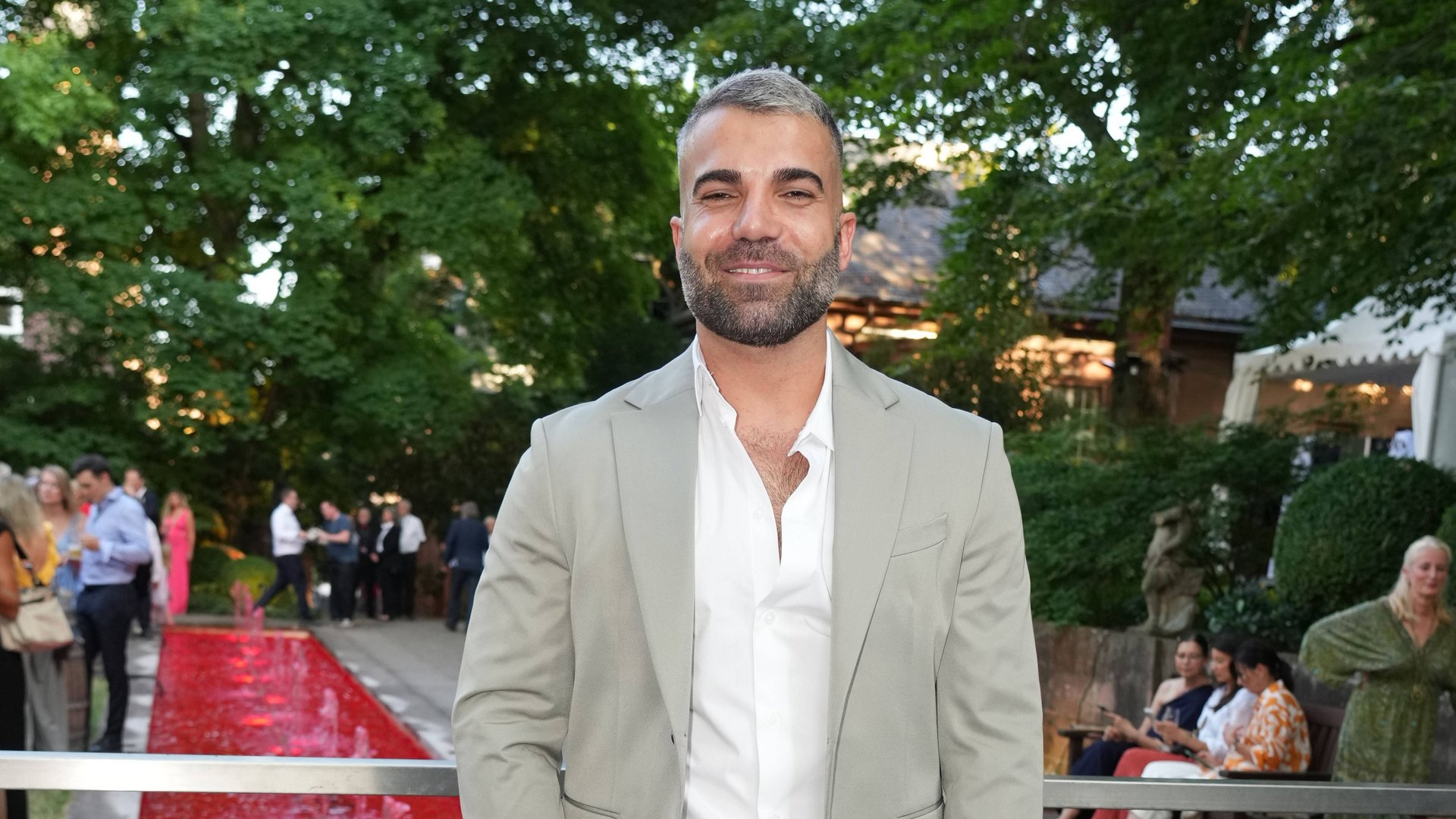 Rafi Rachek packt über Edith Stehfest aus: Hat sie ihn angeflirtet?!