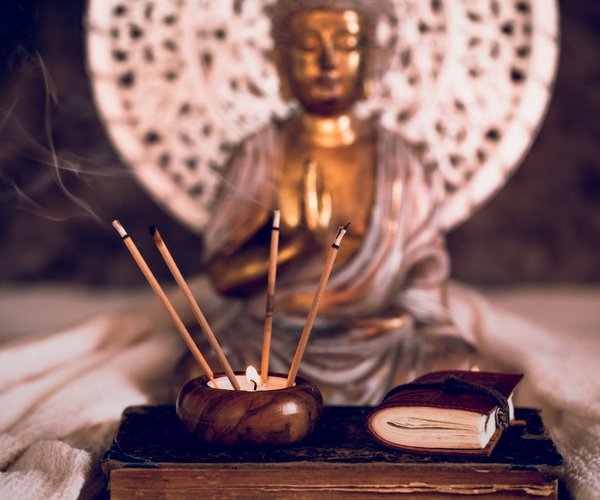 Element Luft: Was du zu Bedeutung & Symbolik wissen musst