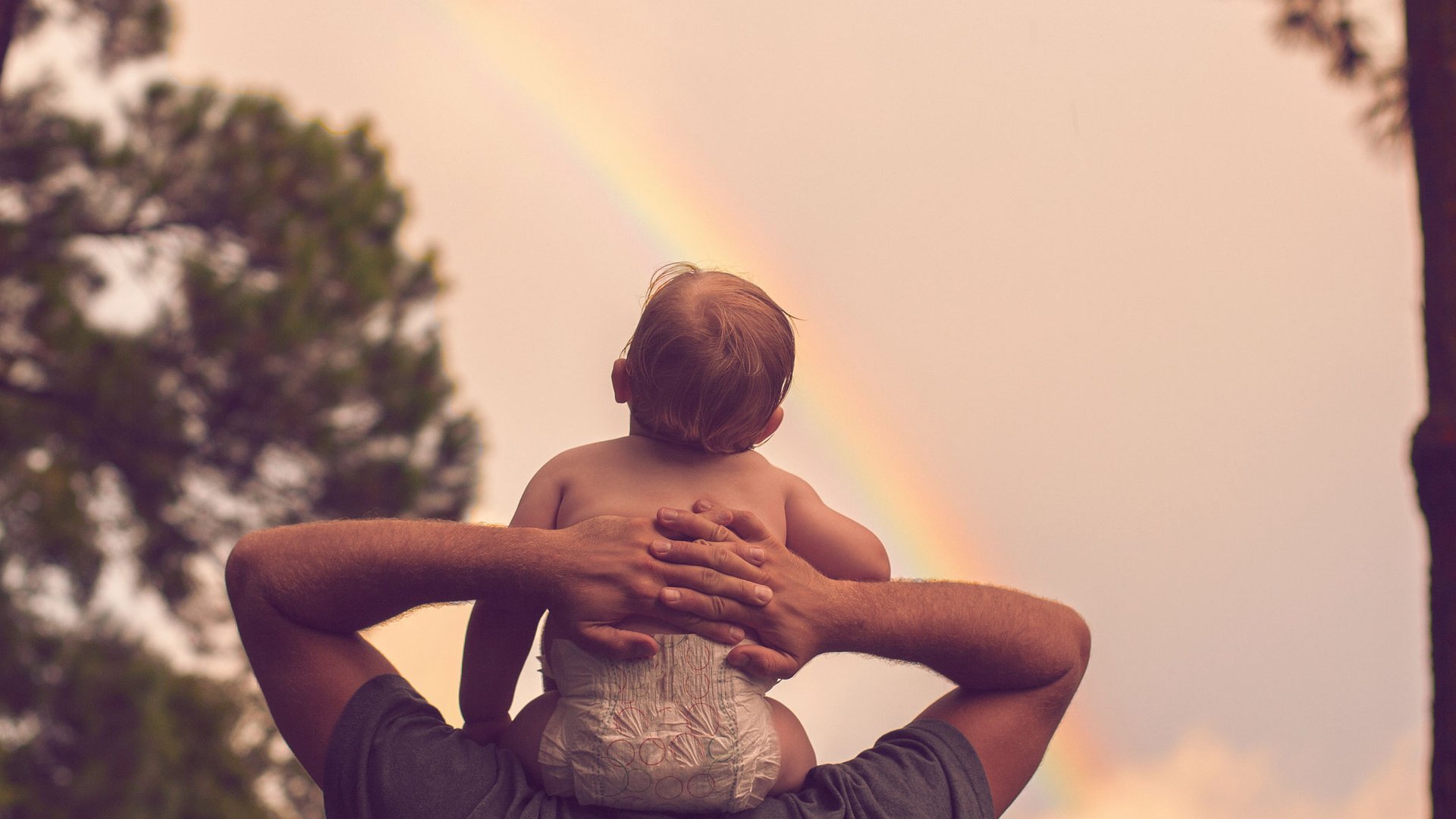 Regenbogenbaby Ein Symbol Der Hoffnung Und Liebe Nach Dem Verlust