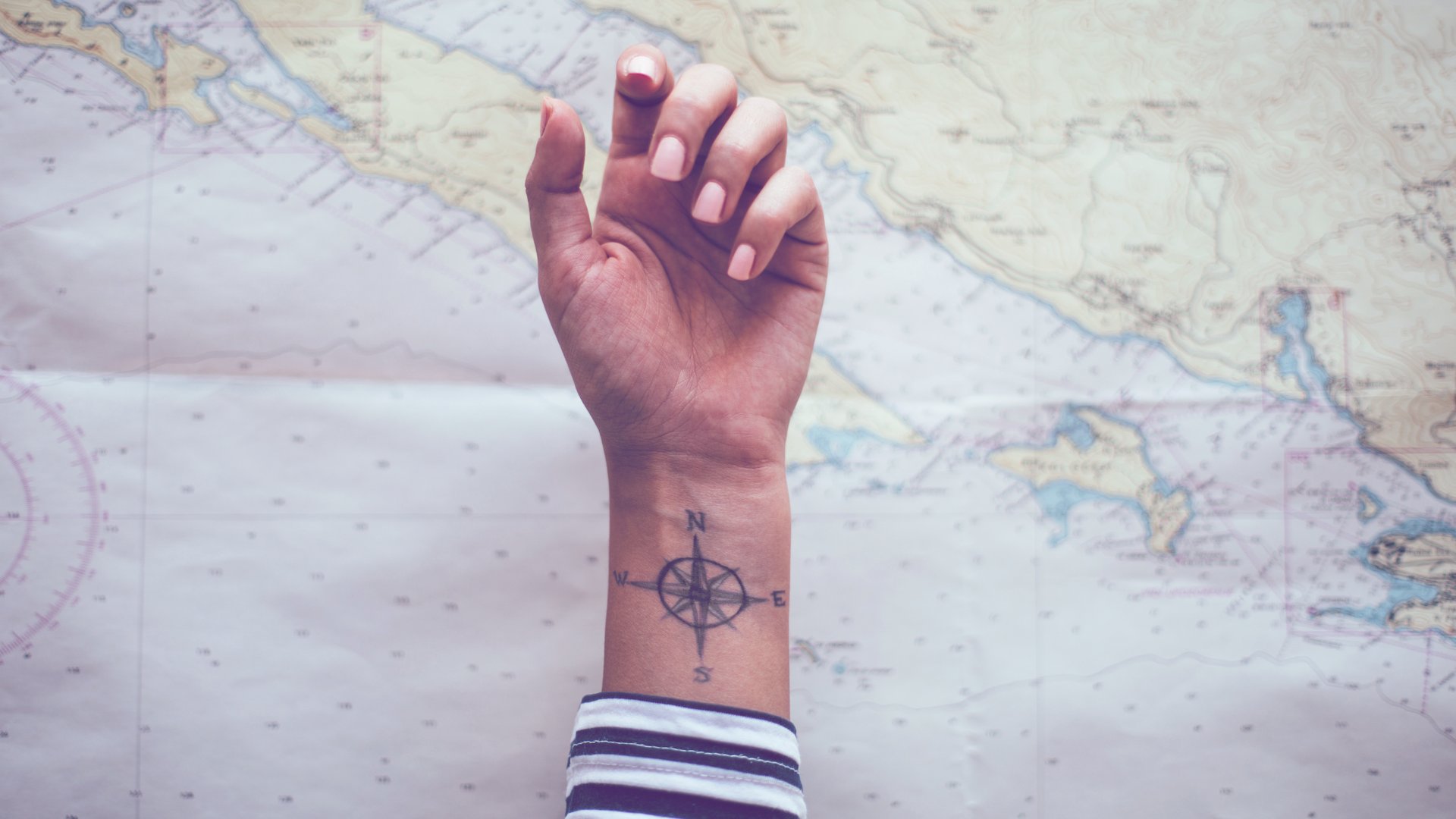 Kompass-Tattoo: Die schönsten Vorlagen und ihre Bedeutungen