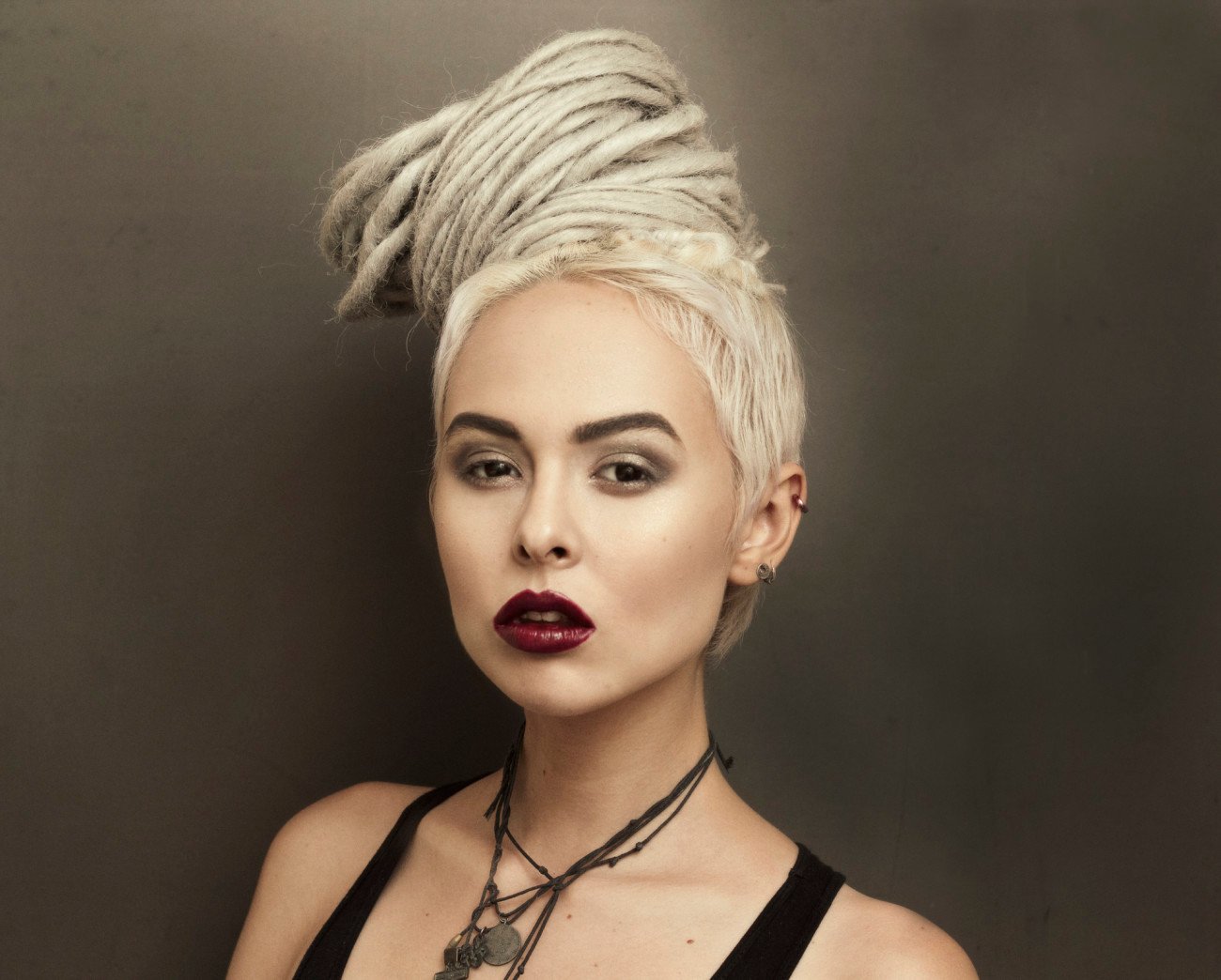 Fake-Dreadlocks selber machen: Anleitung