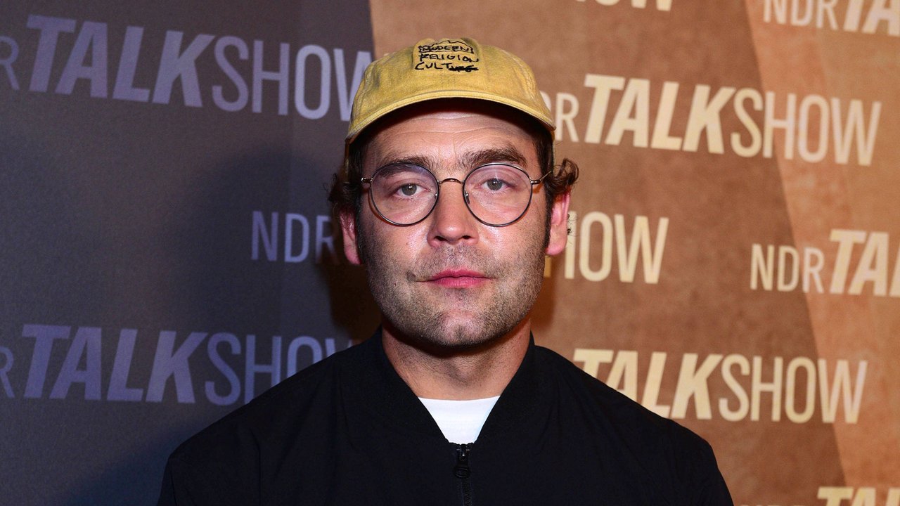 Bosse: Wer ist die Frau an der Seite des deutschen Musikers?