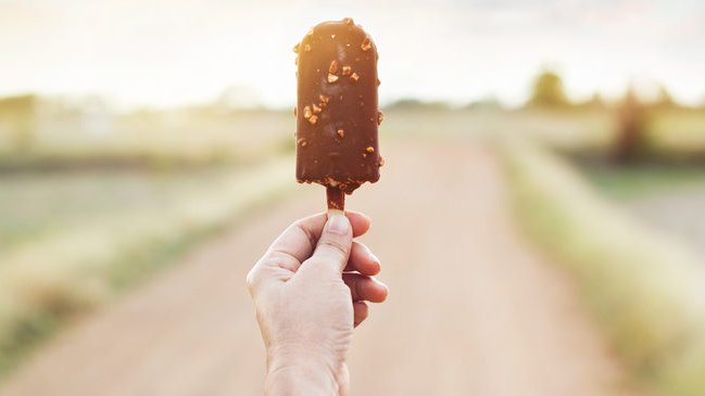 Neues Eis von Oreo: Stieleis mit Peanutbutter