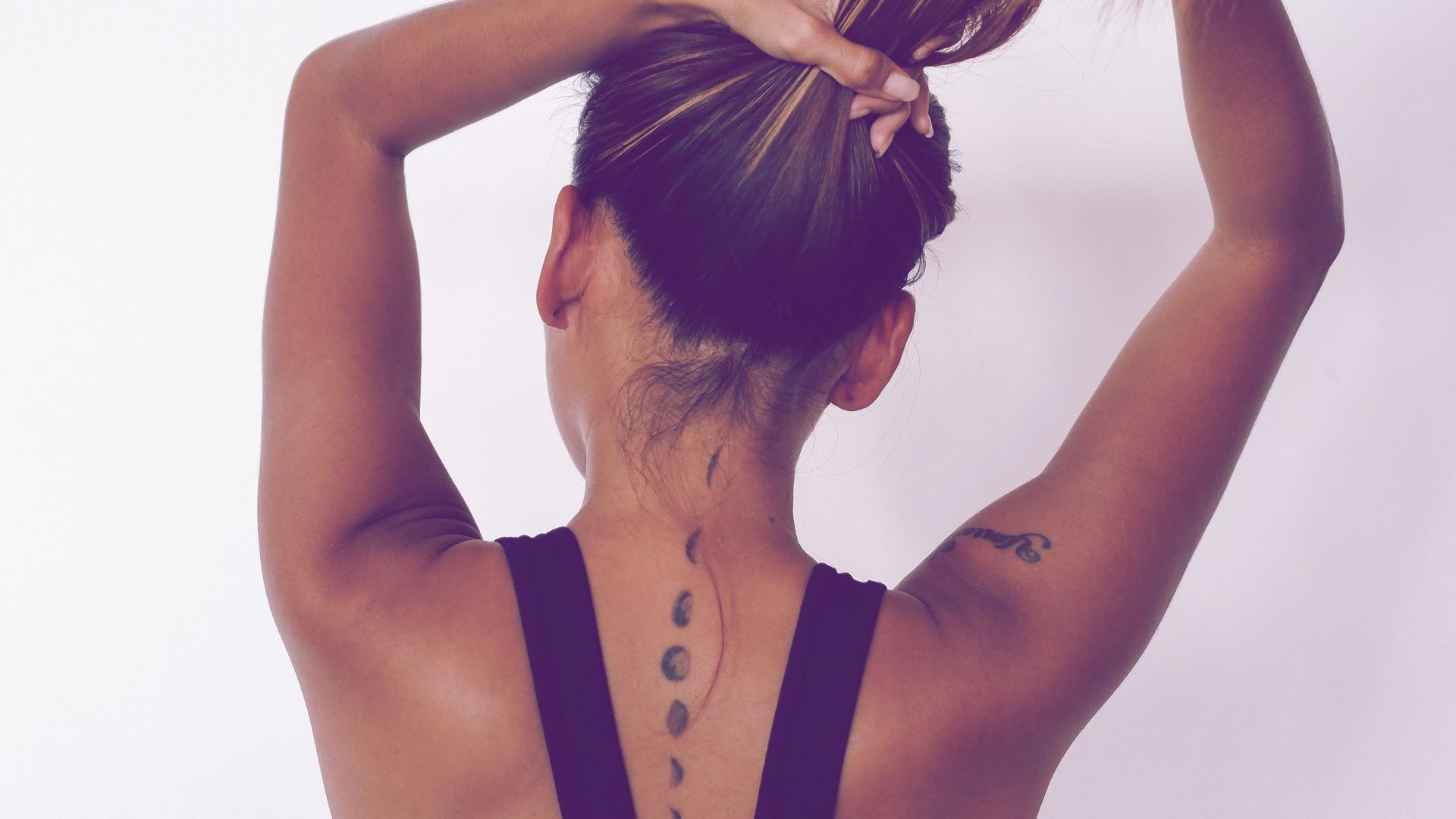 Die schönsten Ideen und Motive für dein Nacken-Tattoo