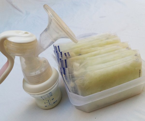 Milchbildung: So kannst du die Produktion der Muttermilch anregen