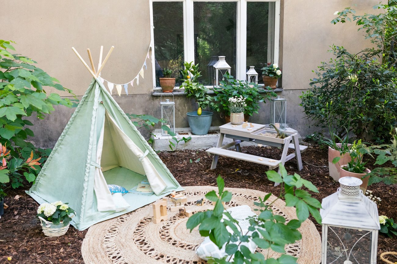 Innenhof gestalten: So kannst du einen Hinterhof verschönern