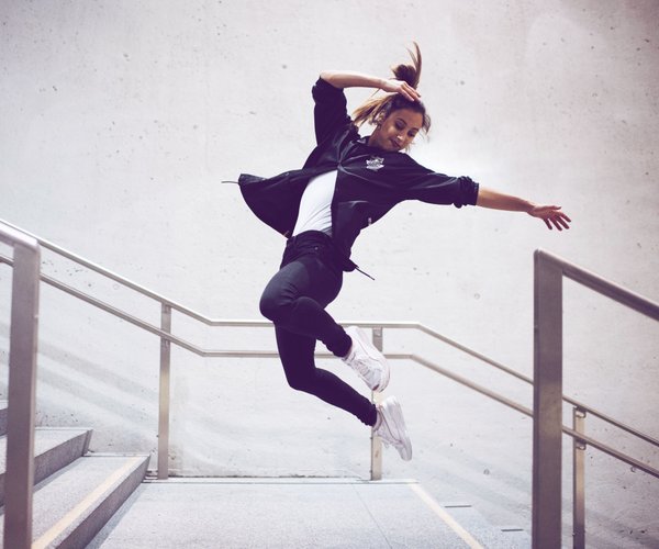 ShiSha Rainbow im Interview: Was sind eigentlich moderne Hexen?