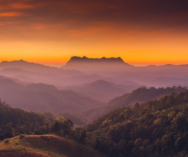 Benimmregeln: Diese Knigge-Regeln solltest du unbedingt kennen!