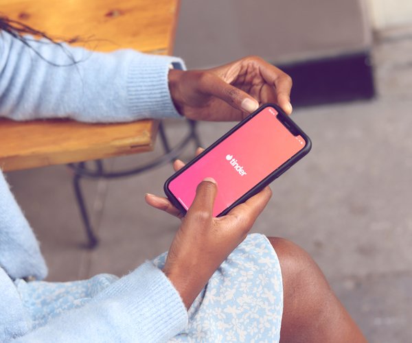 Tinder Kosten: Alle Abo-Preise und Funktionen im Überblick