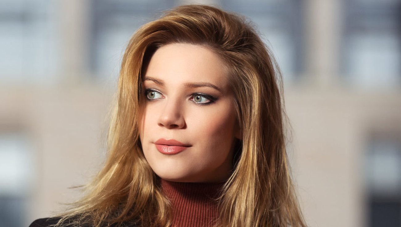 Haare aschblond färben: So gelingt die Trend-Farbe!