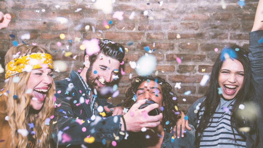 Top 9 Partyspiele: So wird die Feier zum Hit!