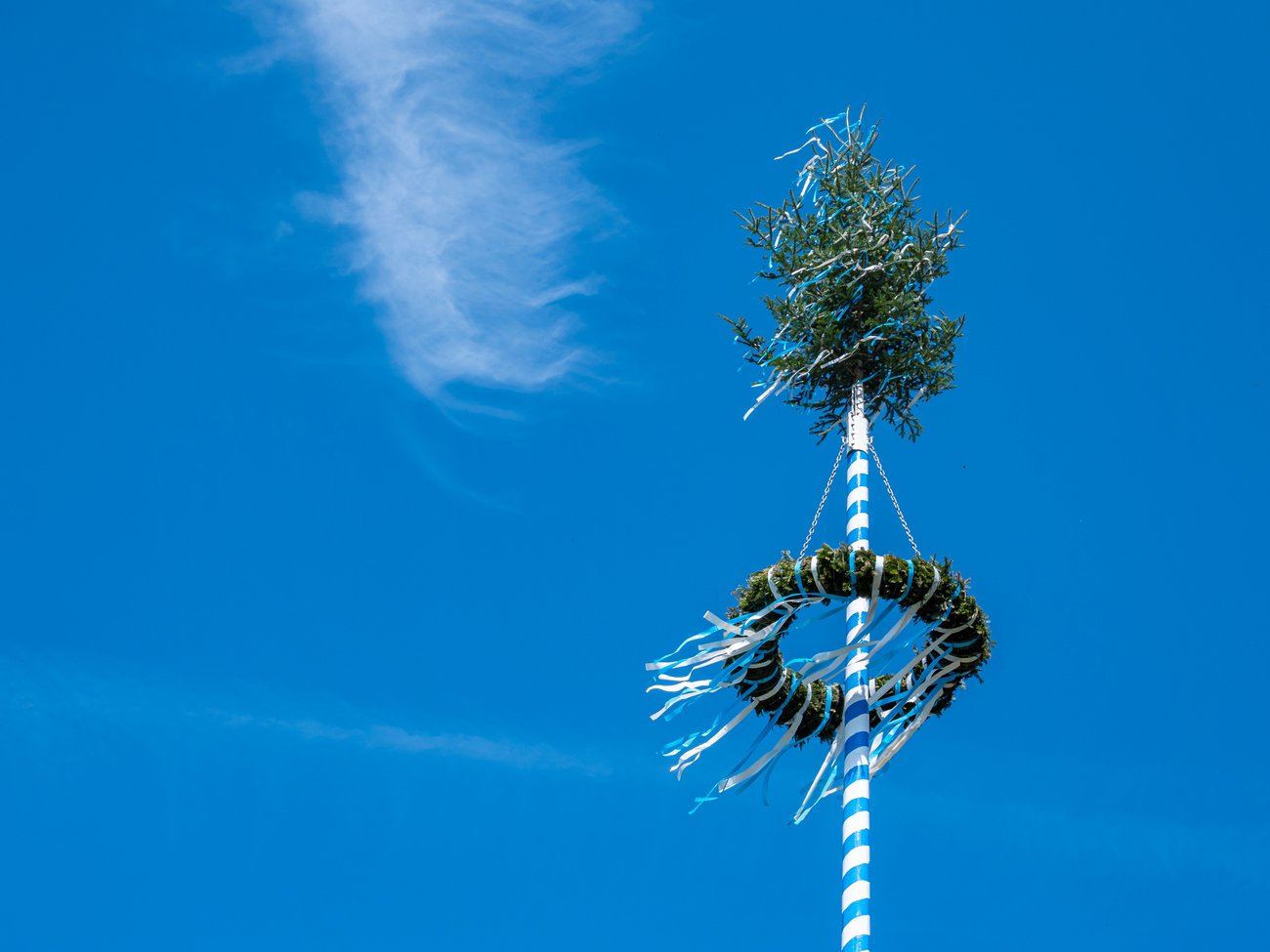 Pfingsten: Die bekanntesten Symbole und Bräuche für den Feiertag