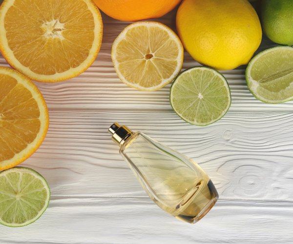 Venushügel-Tattoos: 7 aufregende Beispiele für die intime Tätowierung