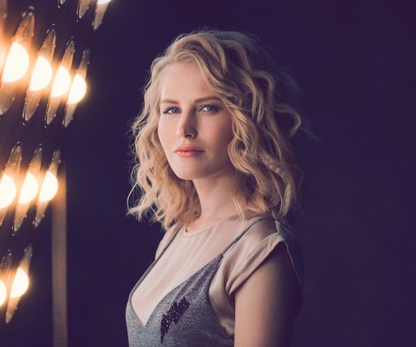 Venushügel-Tattoos: 7 aufregende Beispiele für die intime Tätowierung