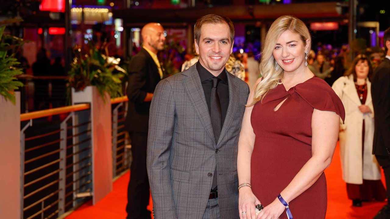 Philipp Lahm: Wer ist die Ehefrau an der Seite des Ex-Nationalspielers?