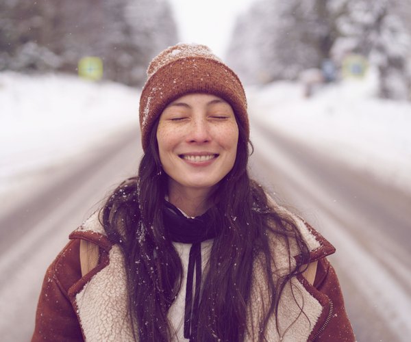 Widder Frau: Eigenschaften, Stärken & Schwächen des Sternzeichens