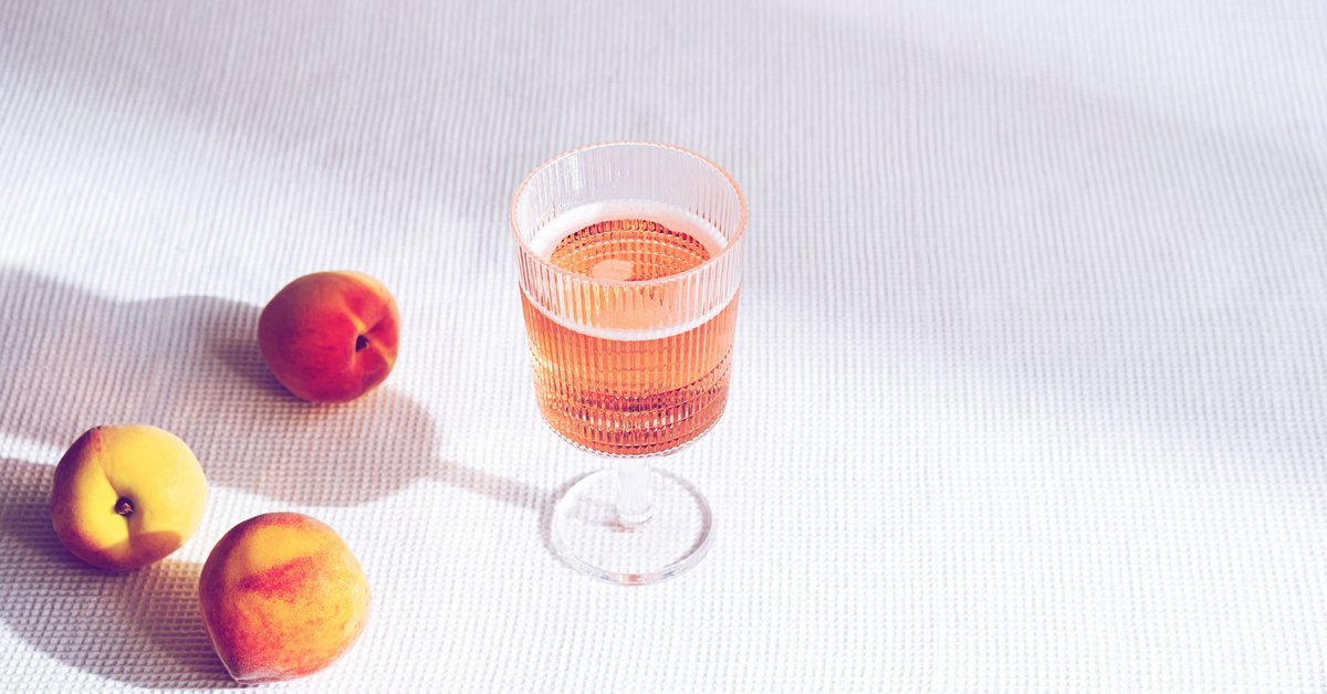 Fizzy Peach: Der besondere Trenddrink für heiße Tage!