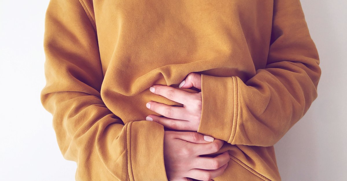 Magenschmerzen: 5 Hausmittel, die wirklich helfen