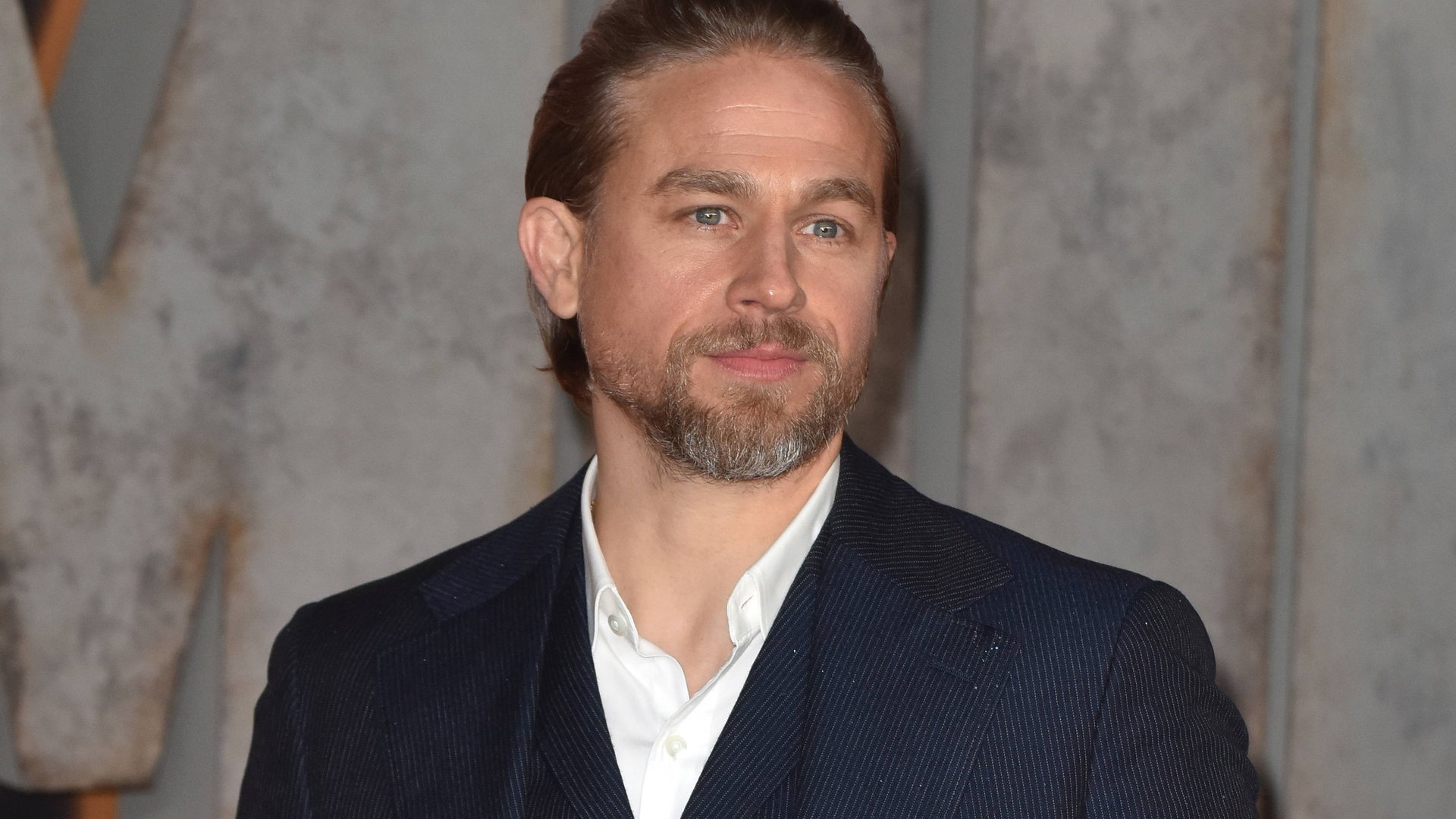 Charlie Hunnams Freundin: Das ist die Frau an seiner Seite