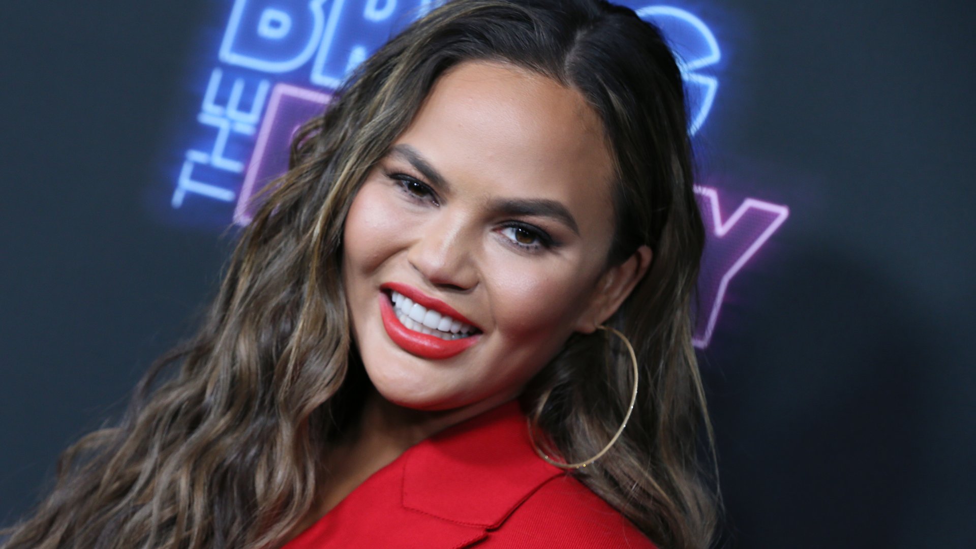 Nach Fehlgeburt: Chrissy Teigen trägt jetzt einen Long-Bob
